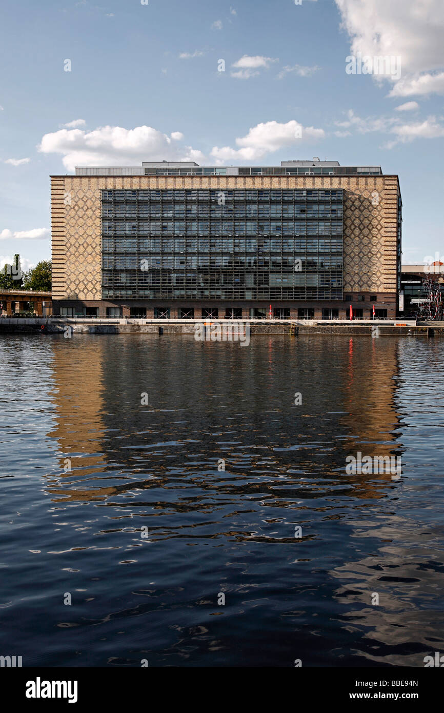 Universal Music building in a restored storehouse in the Osthafen ...