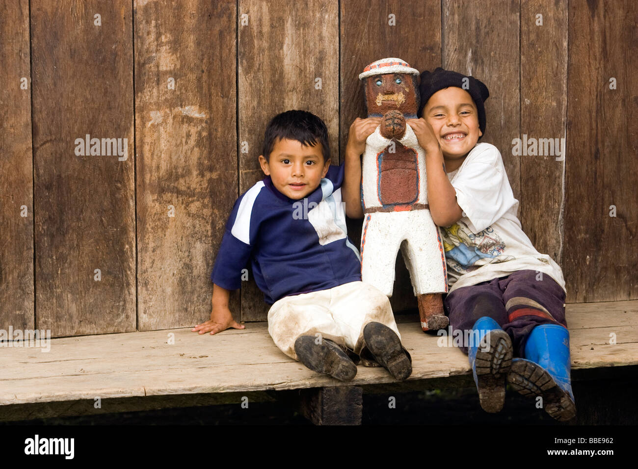 Ecuador kids playing hi-res stock photography and images - Alamy