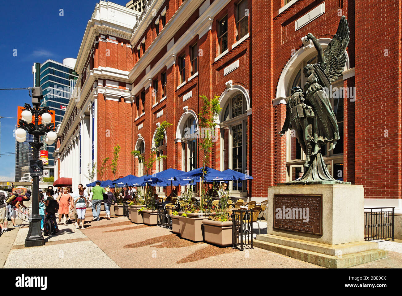 Waterfront station hi-res stock photography and images - Alamy