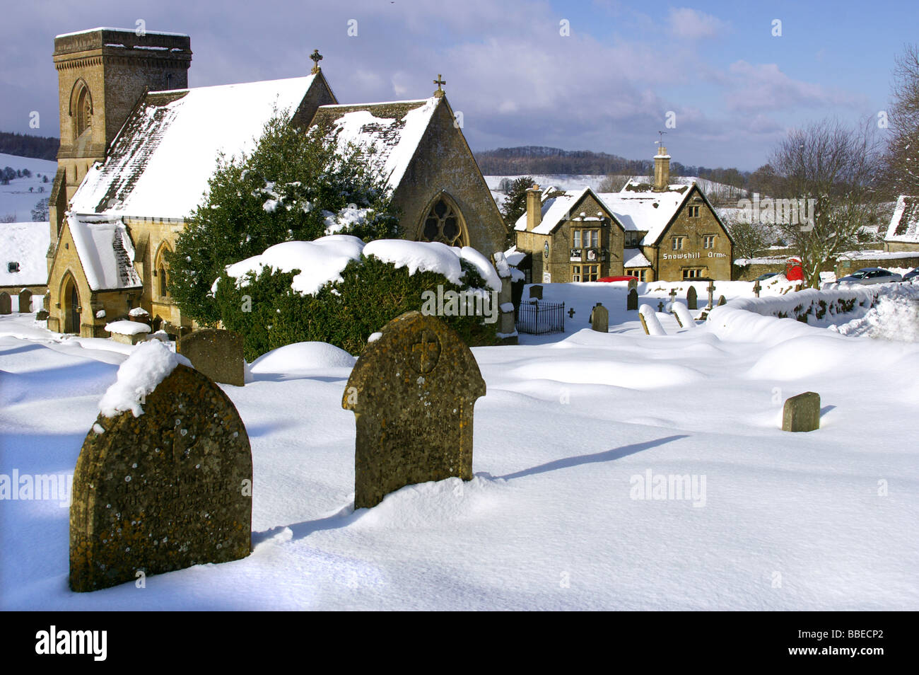 Cotswolds village hi-res stock photography and images - Alamy