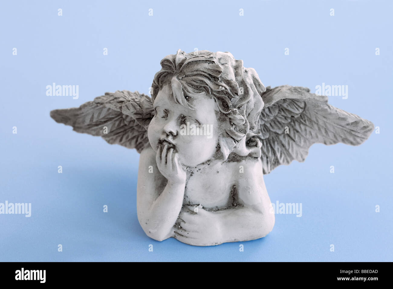 Thinking angel sculpture hi-res stock photography and images - Alamy