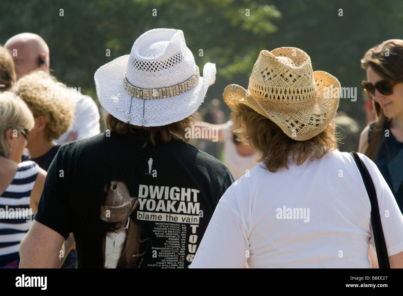 Country music fans hi-res stock photography and images - Alamy
