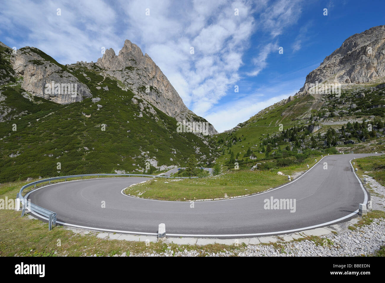 Bending rails hi-res stock photography and images - Alamy