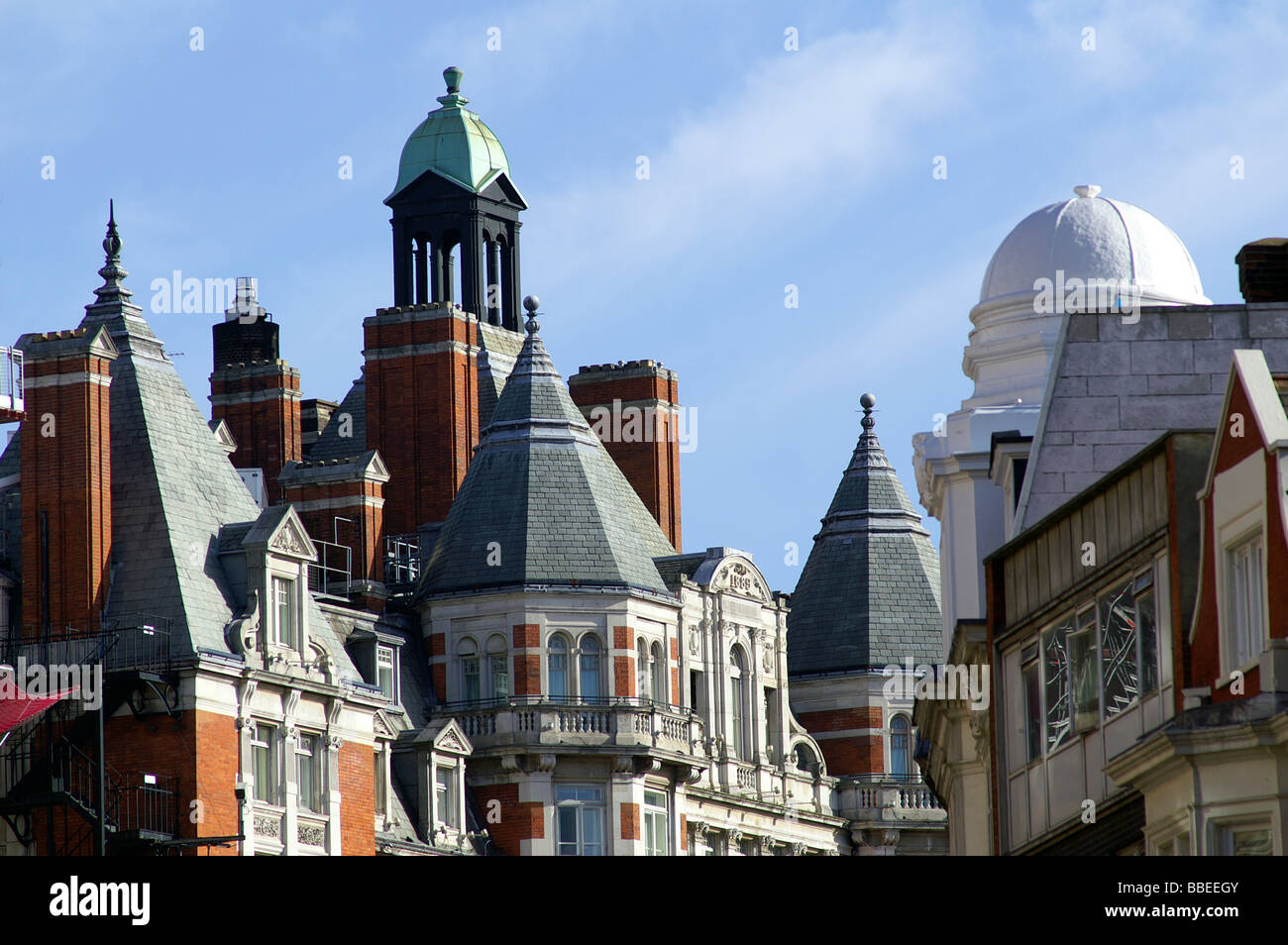 London roofs hi-res stock photography and images - Alamy