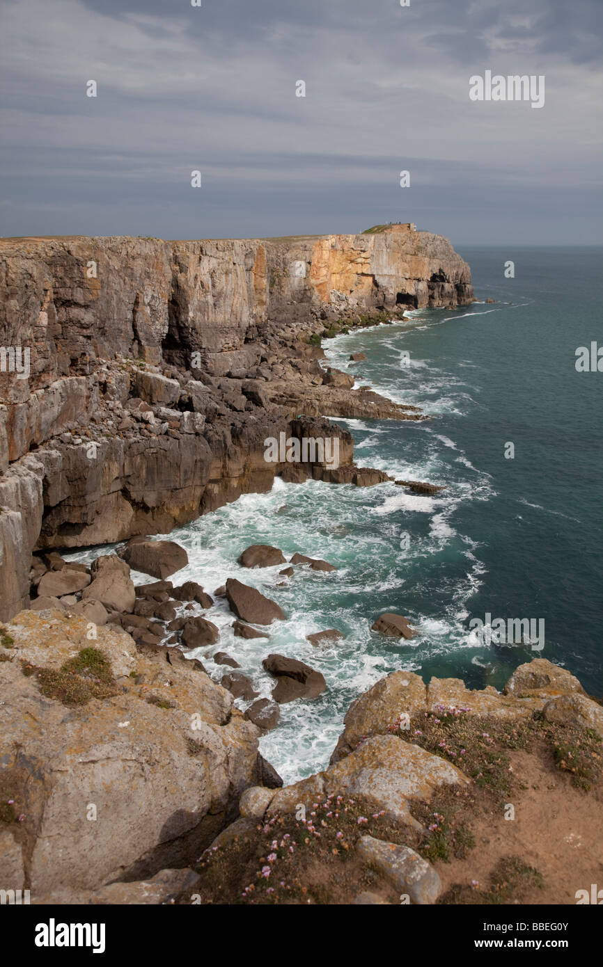 Weathered cliffs hi-res stock photography and images - Alamy