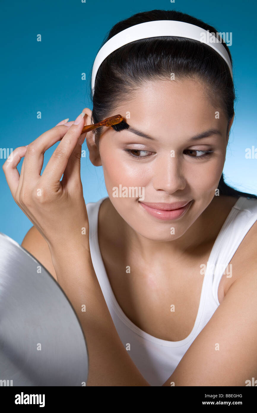 Woman Grooming Eyebrows Stock Photo - Alamy