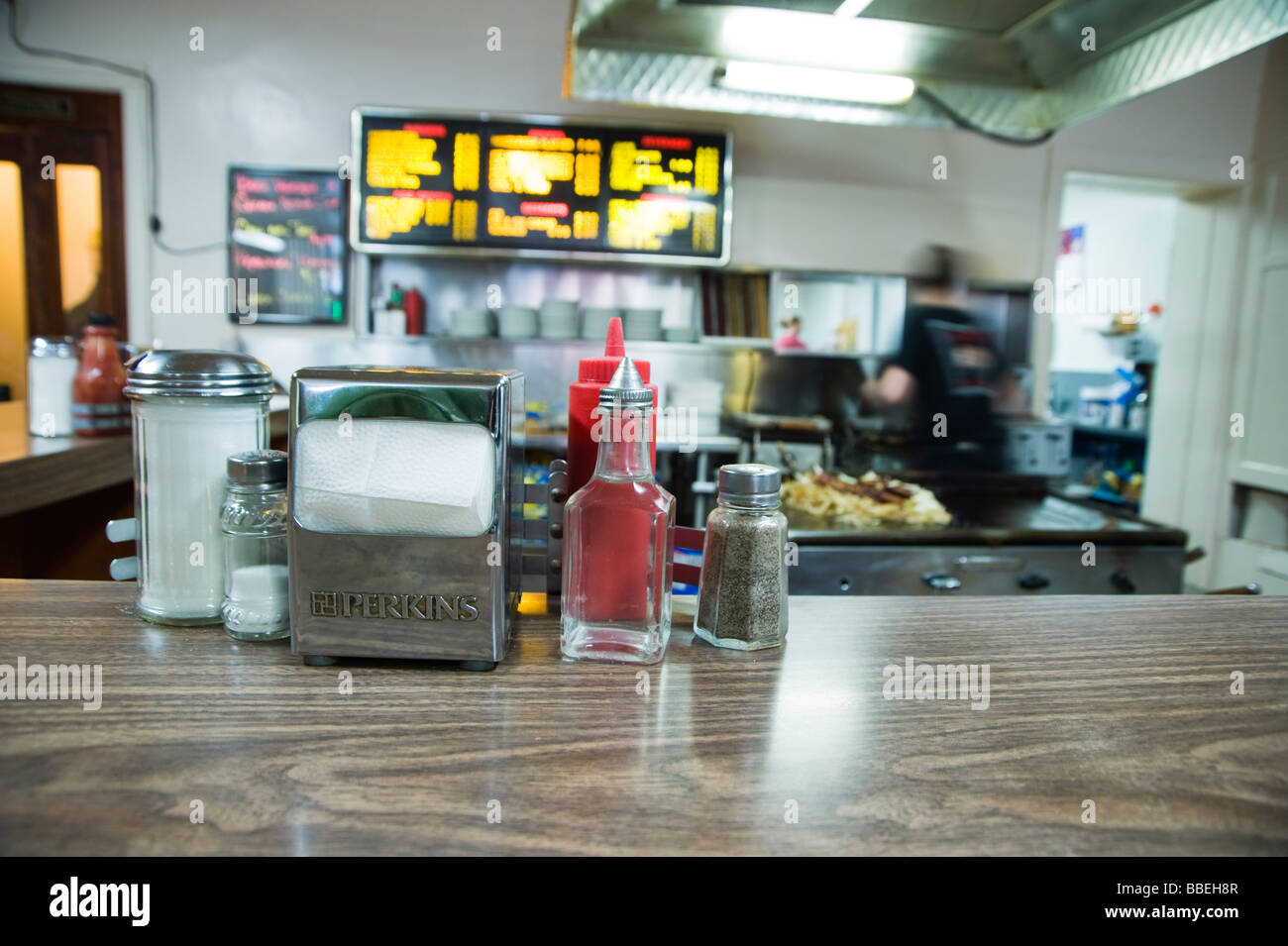 Condiments on diner counter hi-res stock photography and images - Alamy