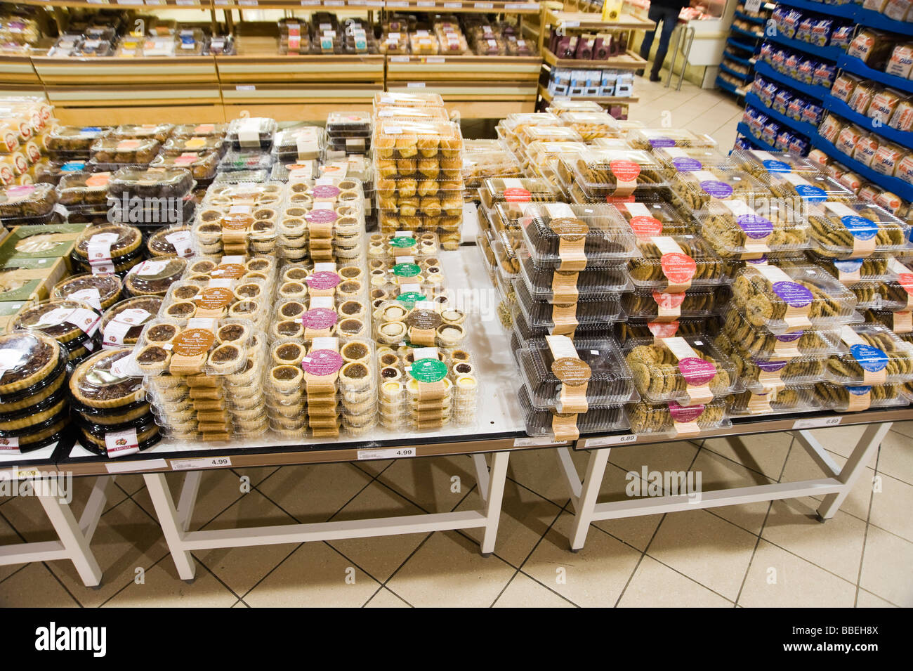 Packaged foods hi-res stock photography and images - Alamy