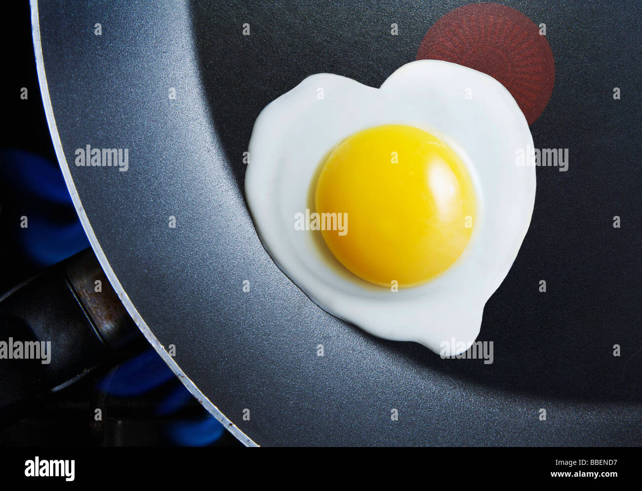 Extreme closeup fried egg hi-res stock photography and images - Alamy