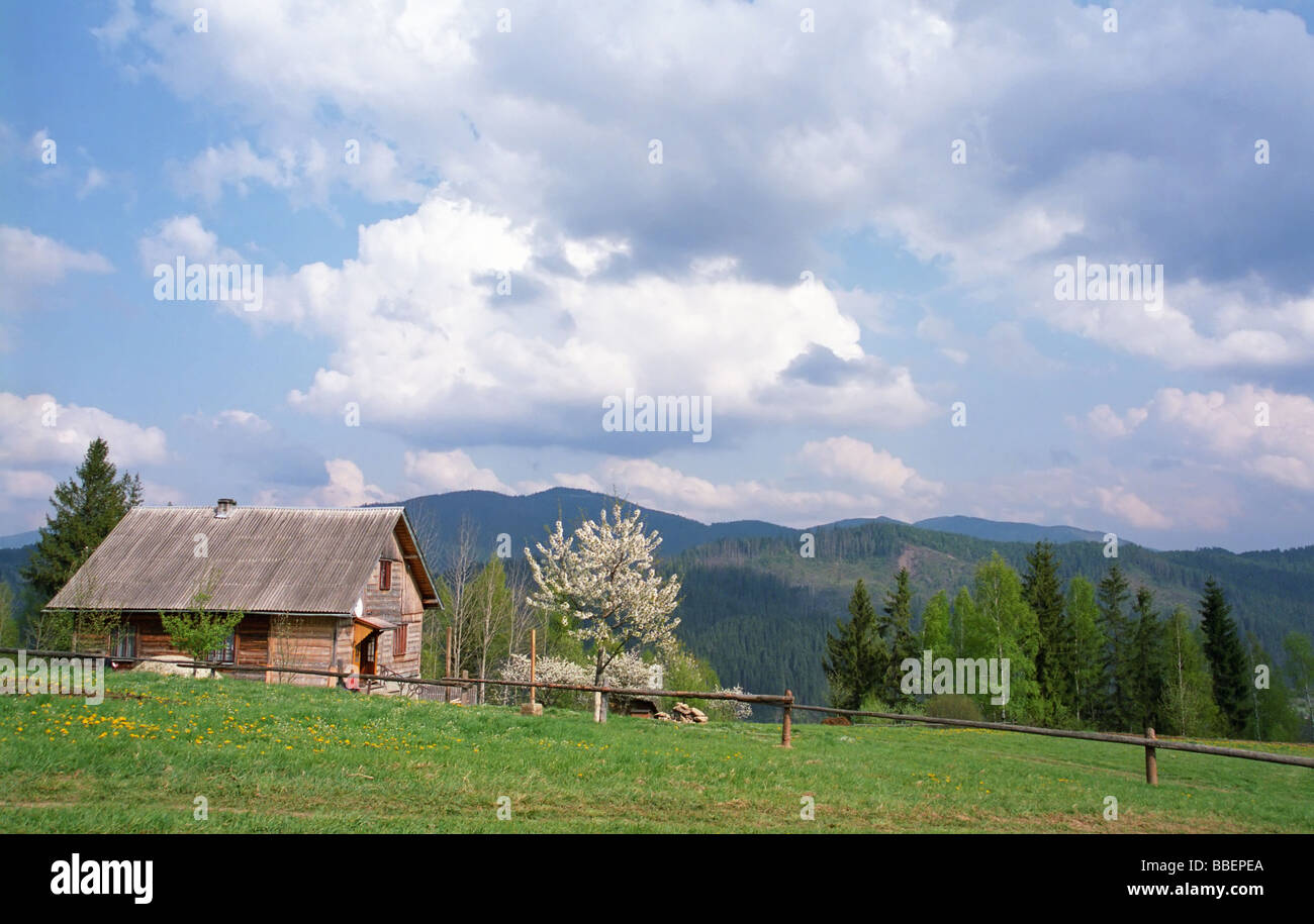 Village in forest mountain hi-res stock photography and images - Alamy