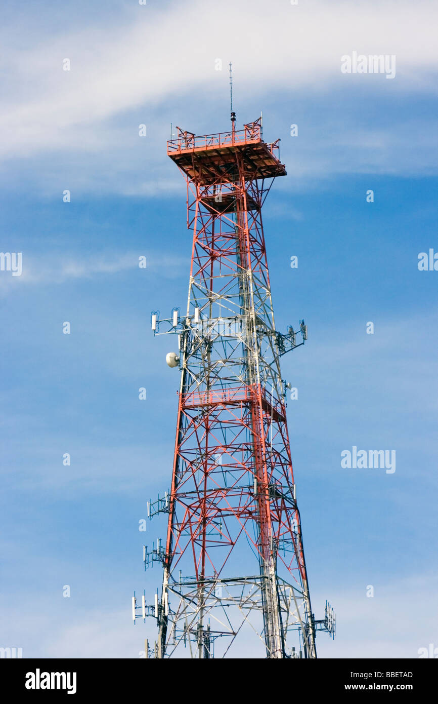 Tall communication tower telecommunication 4g hi-res stock photography ...
