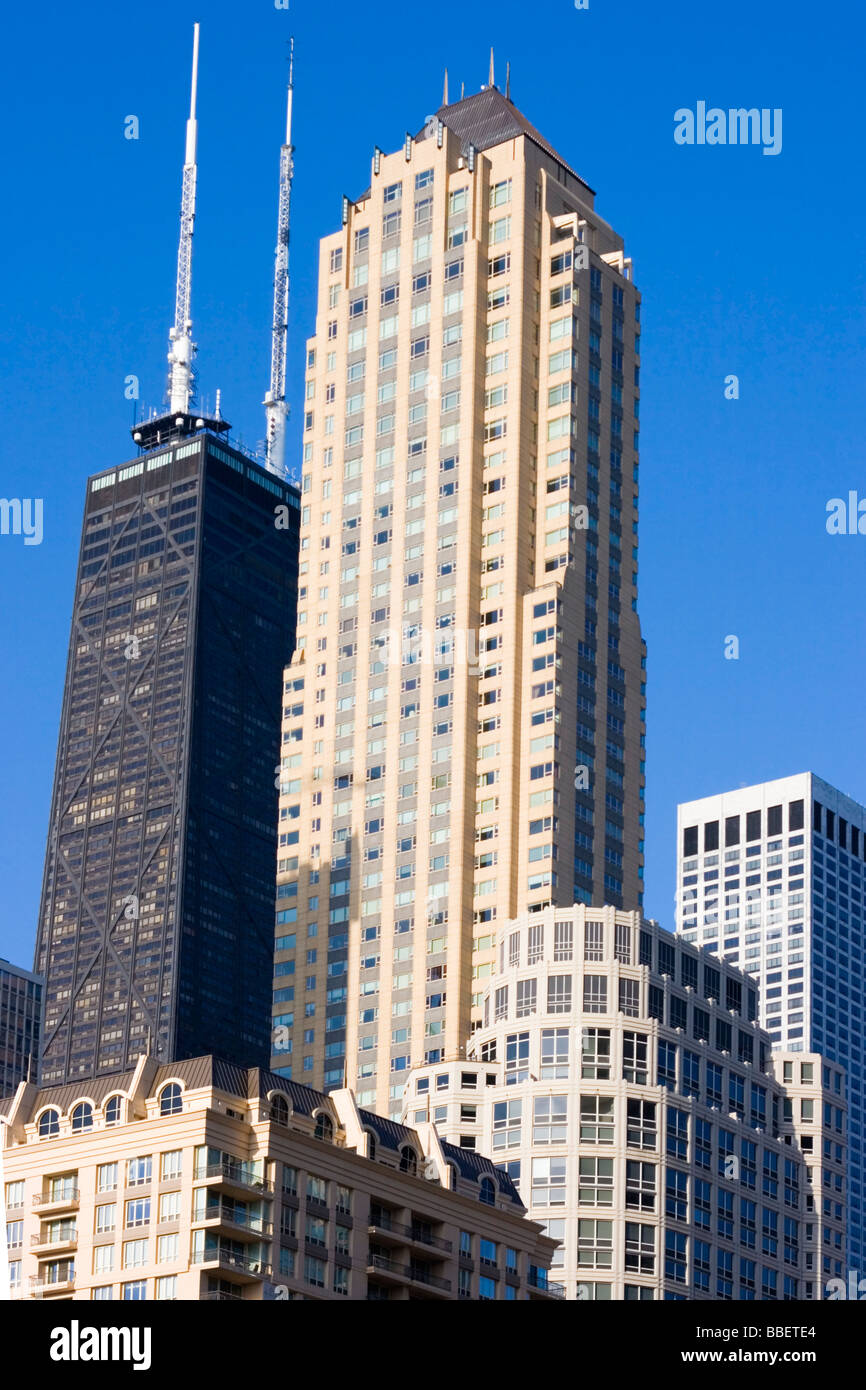 Tall buildings in Chicago Stock Photo - Alamy