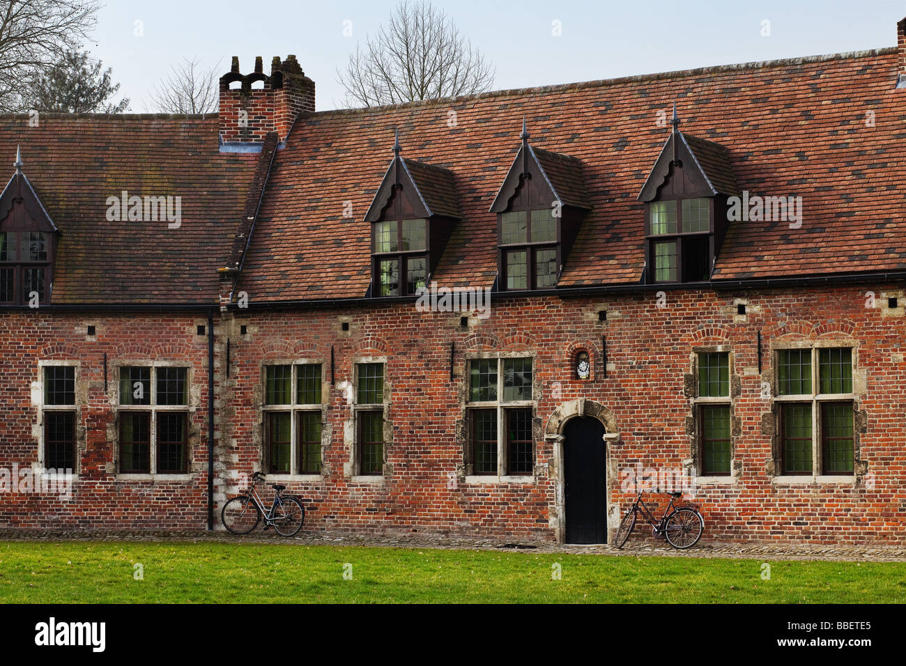 Medieval brick building hi-res stock photography and images - Alamy