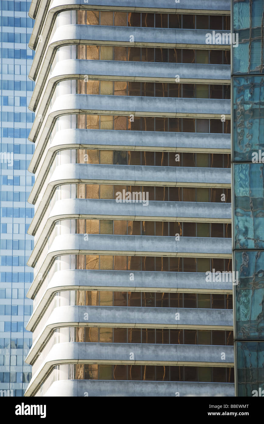 Office window from outside hi-res stock photography and images - Alamy