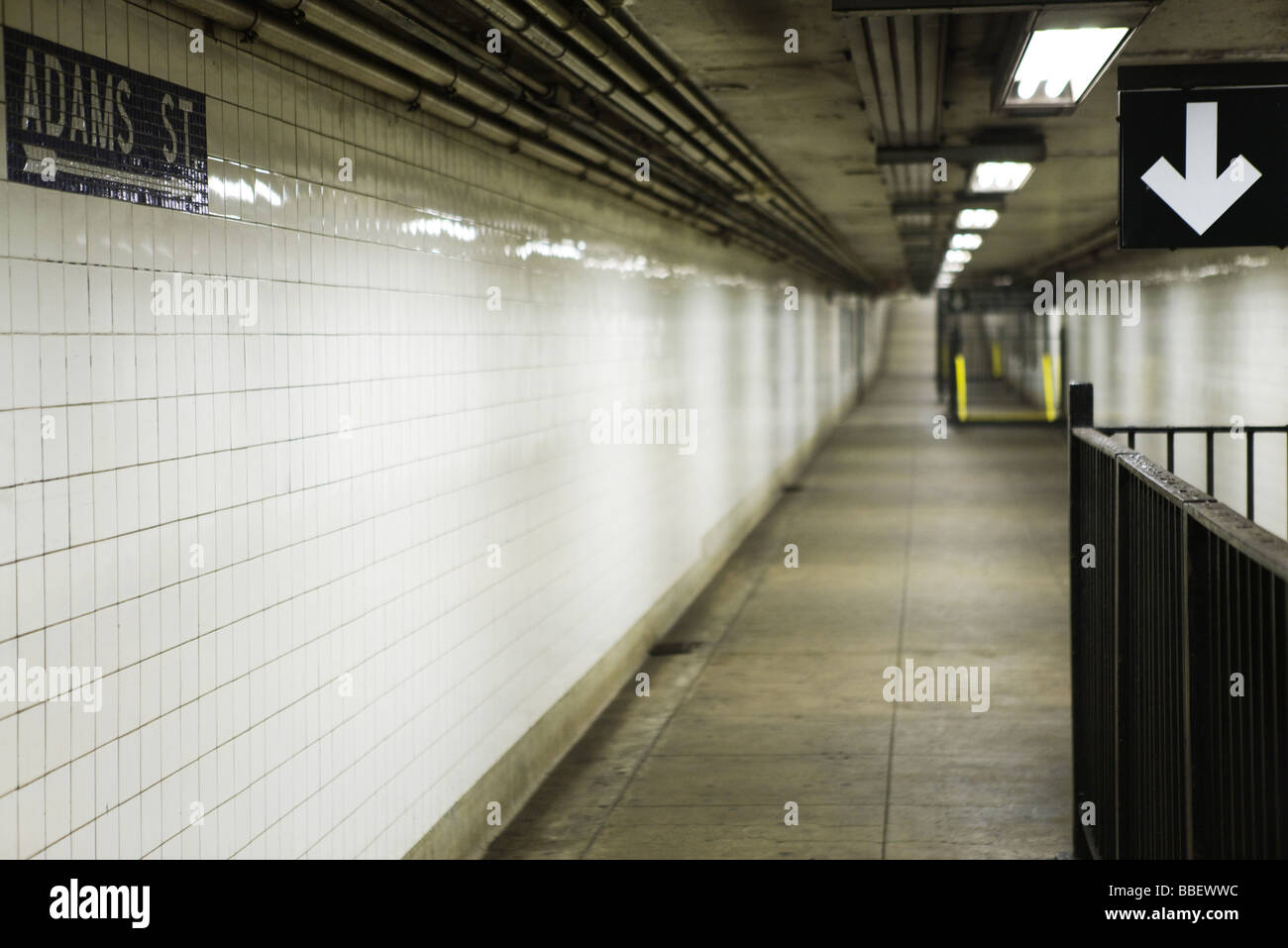New york subway sign exit hi-res stock photography and images - Alamy