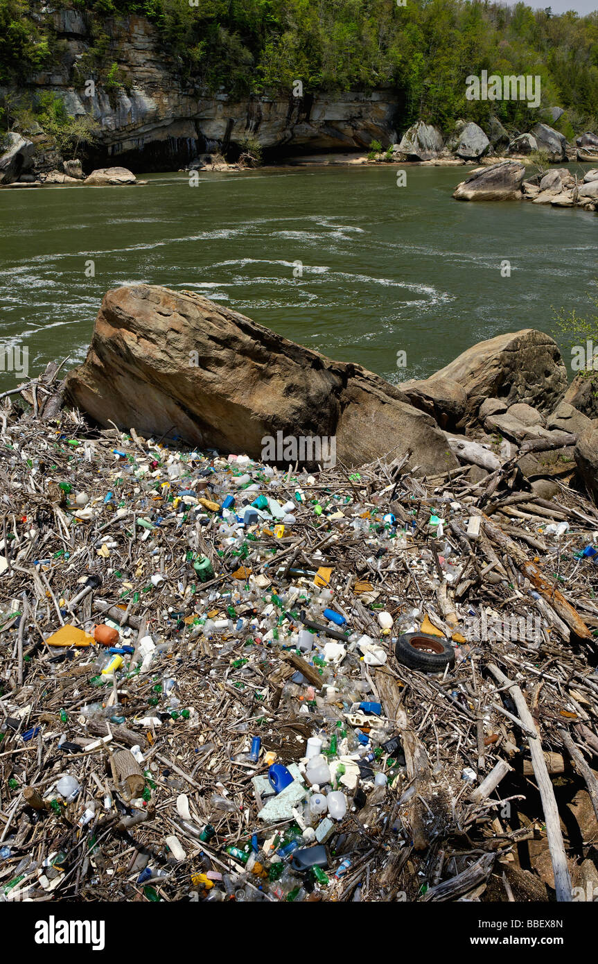 Garbage accumulation hi-res stock photography and images - Alamy