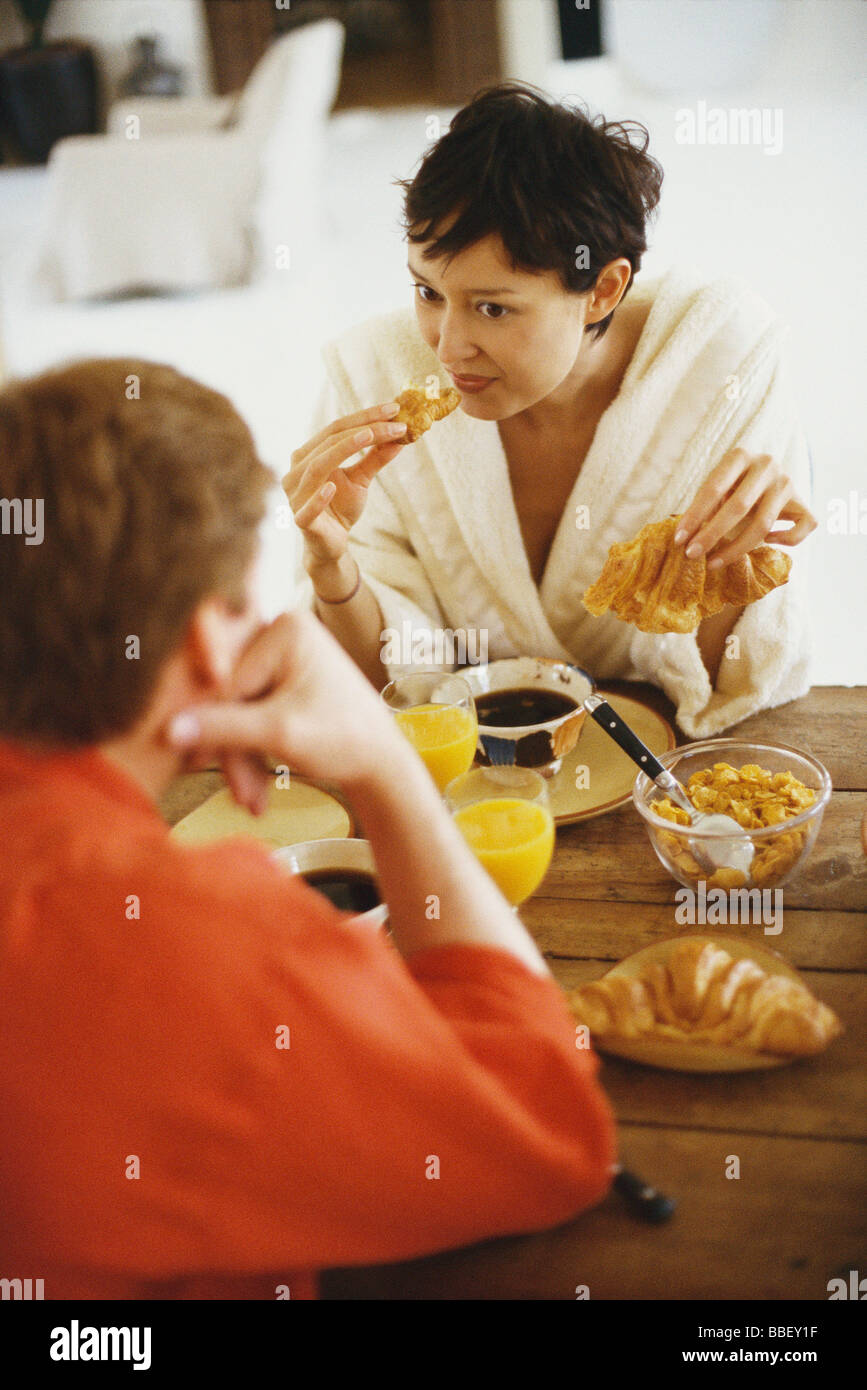 Couple facing each other table hi-res stock photography and images - Alamy