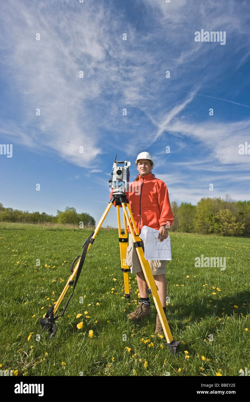 Surveying with theodolite Stock Photo - Alamy