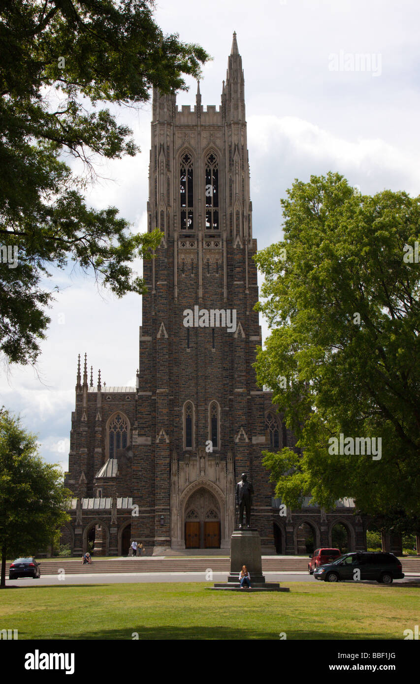 University chapel hi-res stock photography and images - Alamy