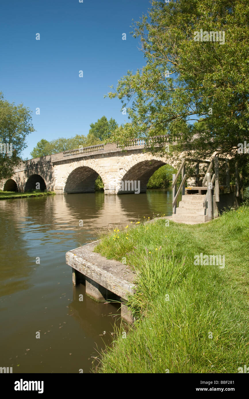 Swinford Toll Bridge over the River Thames in Oxfordshire Uk Stock ...