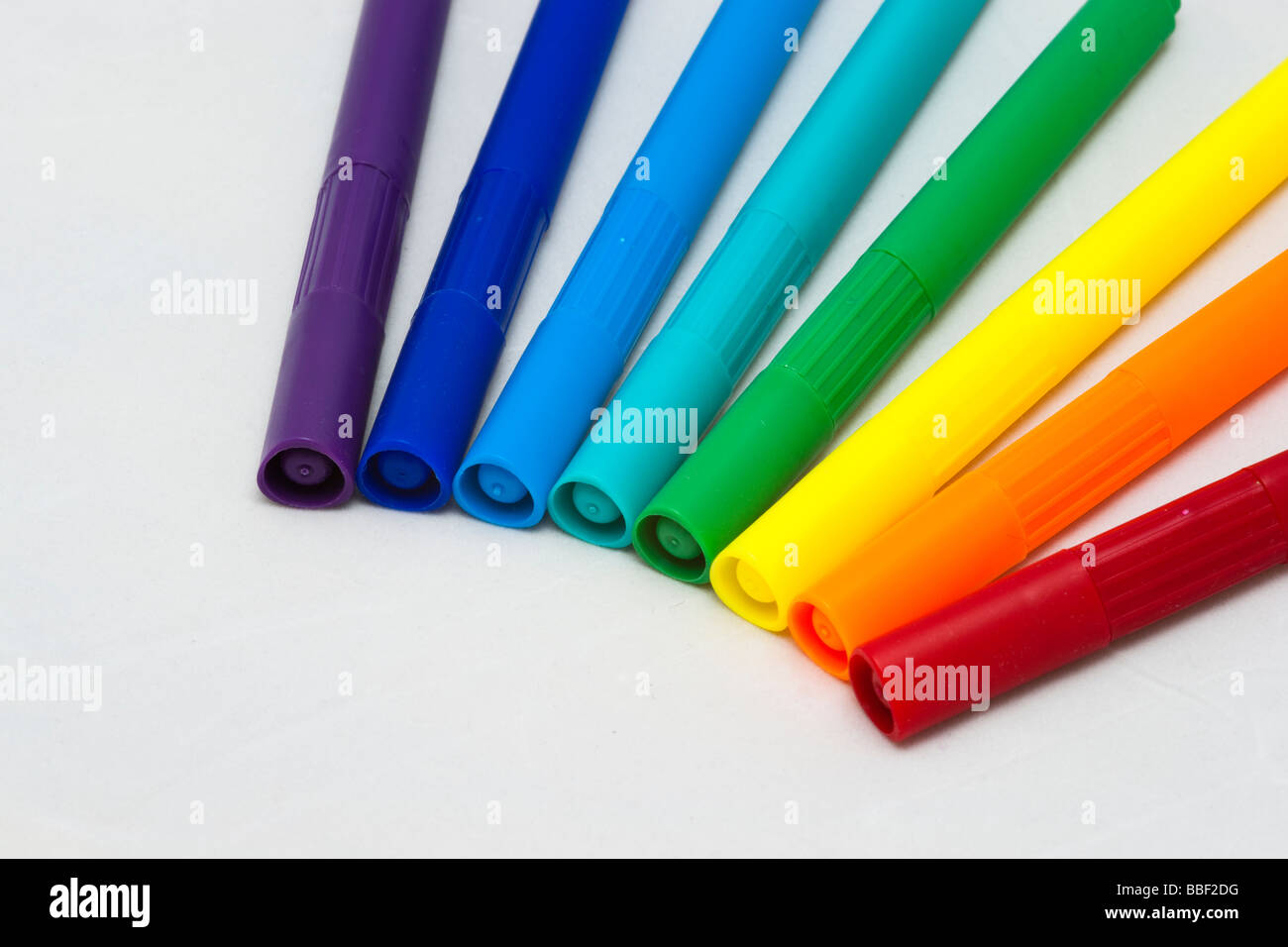 Coloured pens stationery hi-res stock photography and images - Alamy