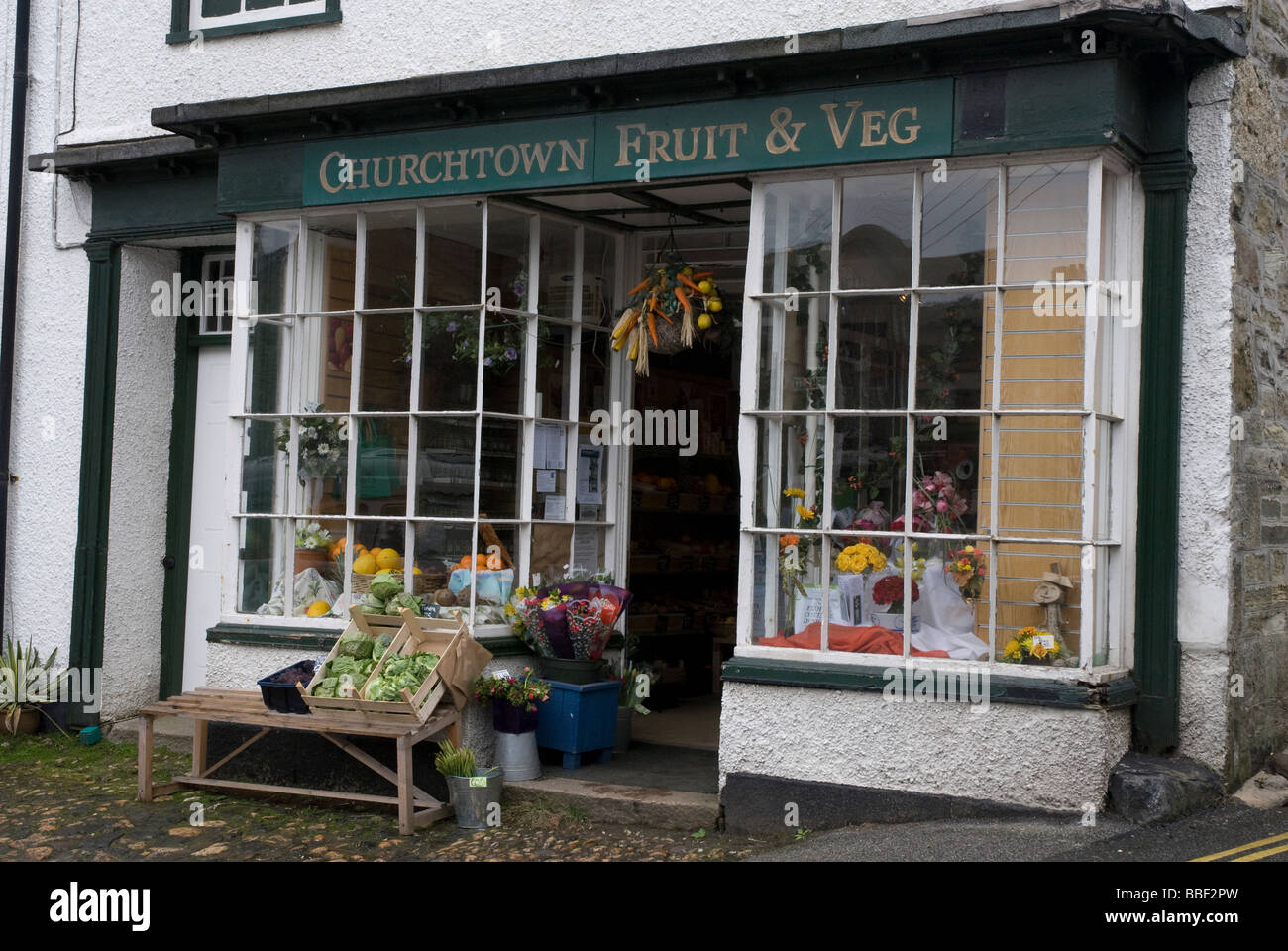 Shop in St Agnes Cornwall UK Stock Photo - Alamy