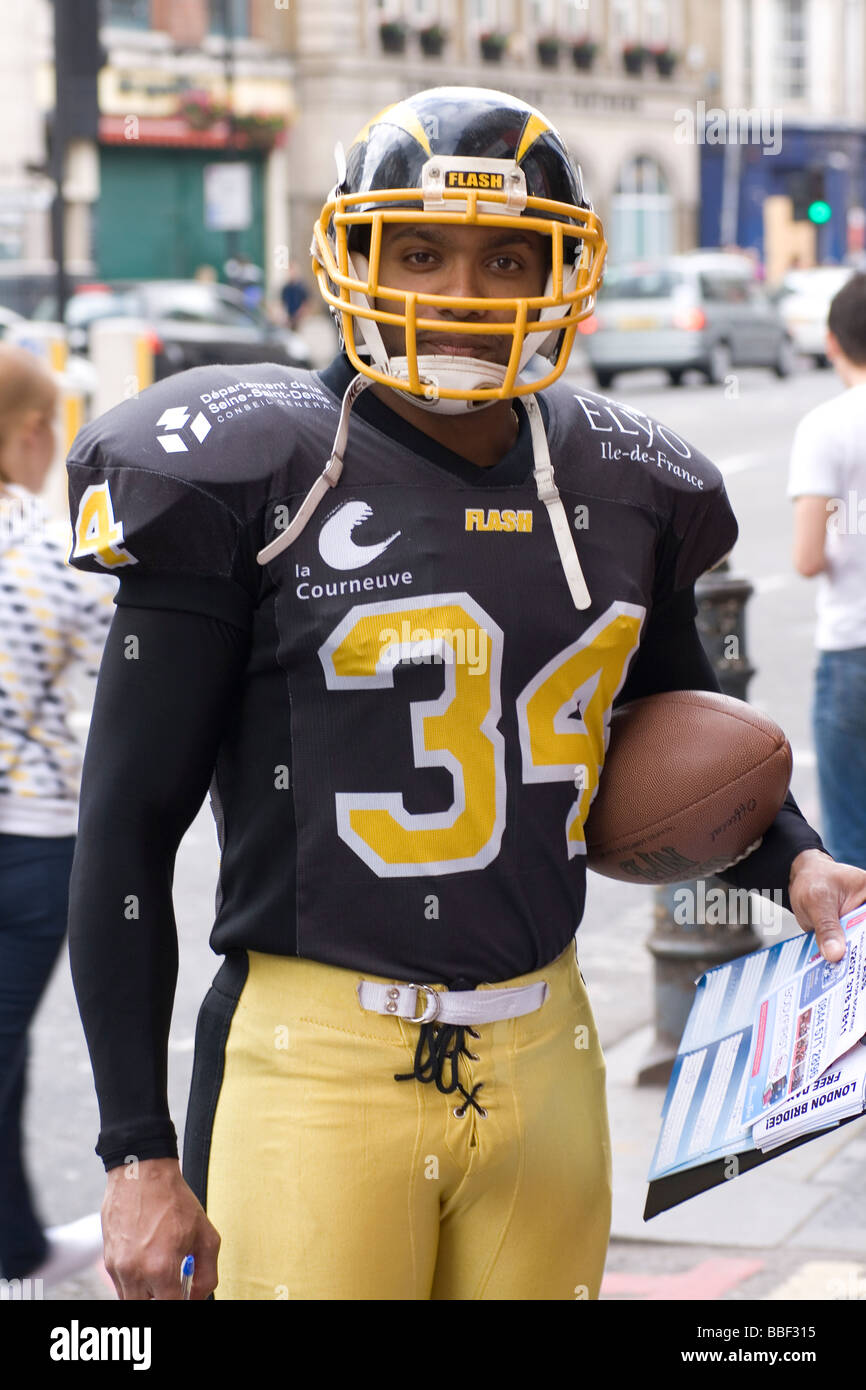 American footballer helmet and football hi-res stock photography and ...