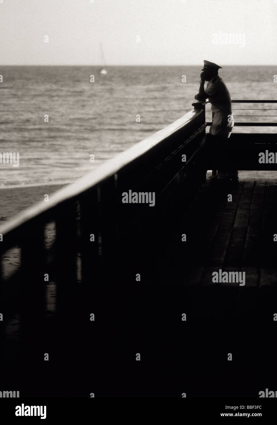 Us navy officer hi-res stock photography and images - Alamy