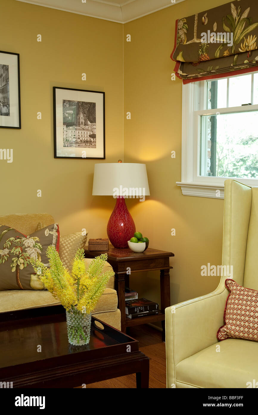 house interior den upscale Stock Photo - Alamy