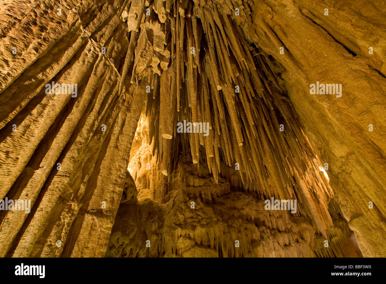 Limestone caverns hi-res stock photography and images - Alamy