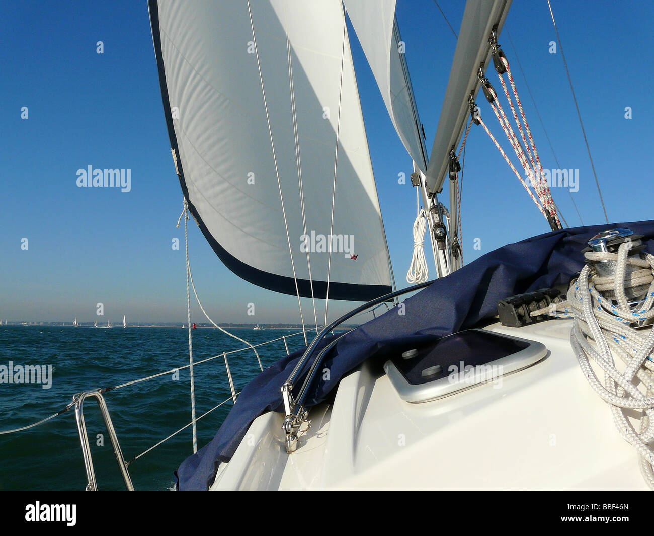 Changing sail hi-res stock photography and images - Alamy