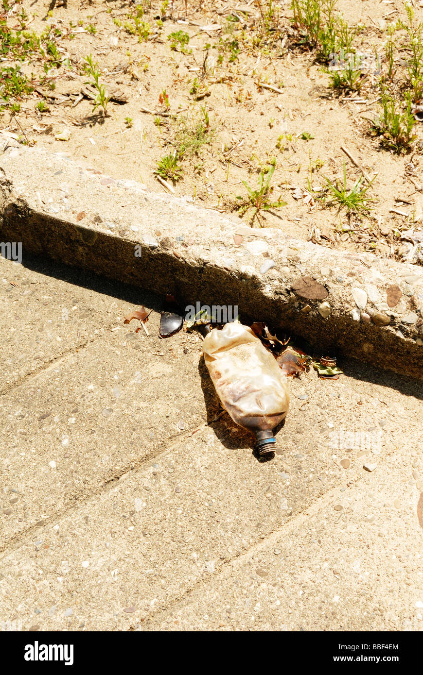 Curb side hi-res stock photography and images - Alamy