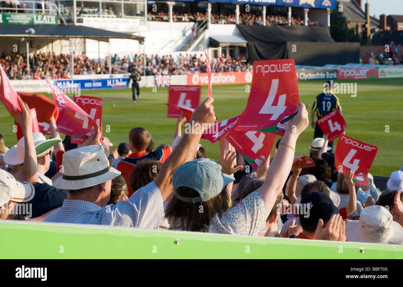 Packed Crowd at 20/20 match at Somerset cricket club,County Cricket ...