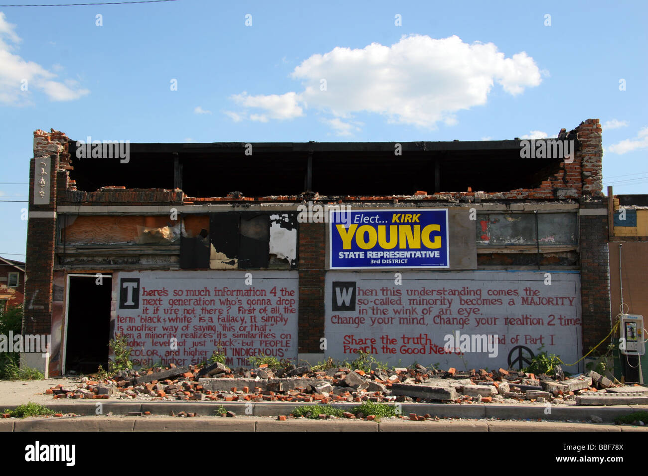 Run down neighbourhood hi-res stock photography and images - Alamy