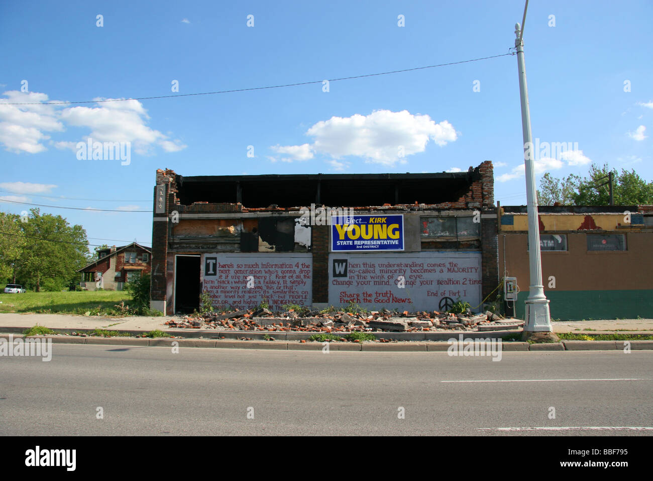 Fallen down building hi-res stock photography and images - Alamy