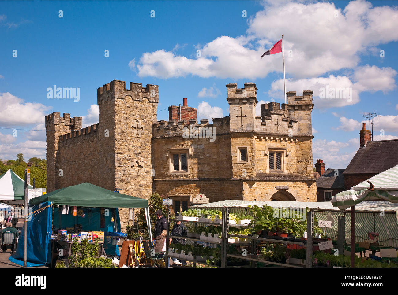 Buckingham town centre hi-res stock photography and images - Alamy
