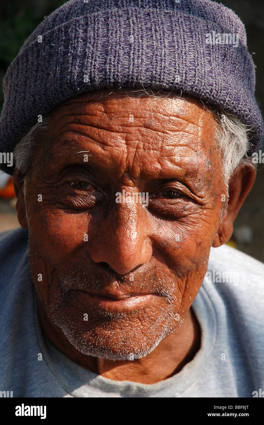 Man in kathmandu nepal hi-res stock photography and images - Alamy