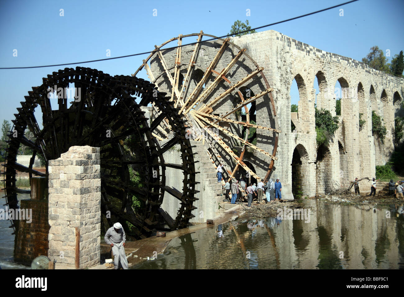 The norias of hama on the orontes river hi-res stock photography and ...