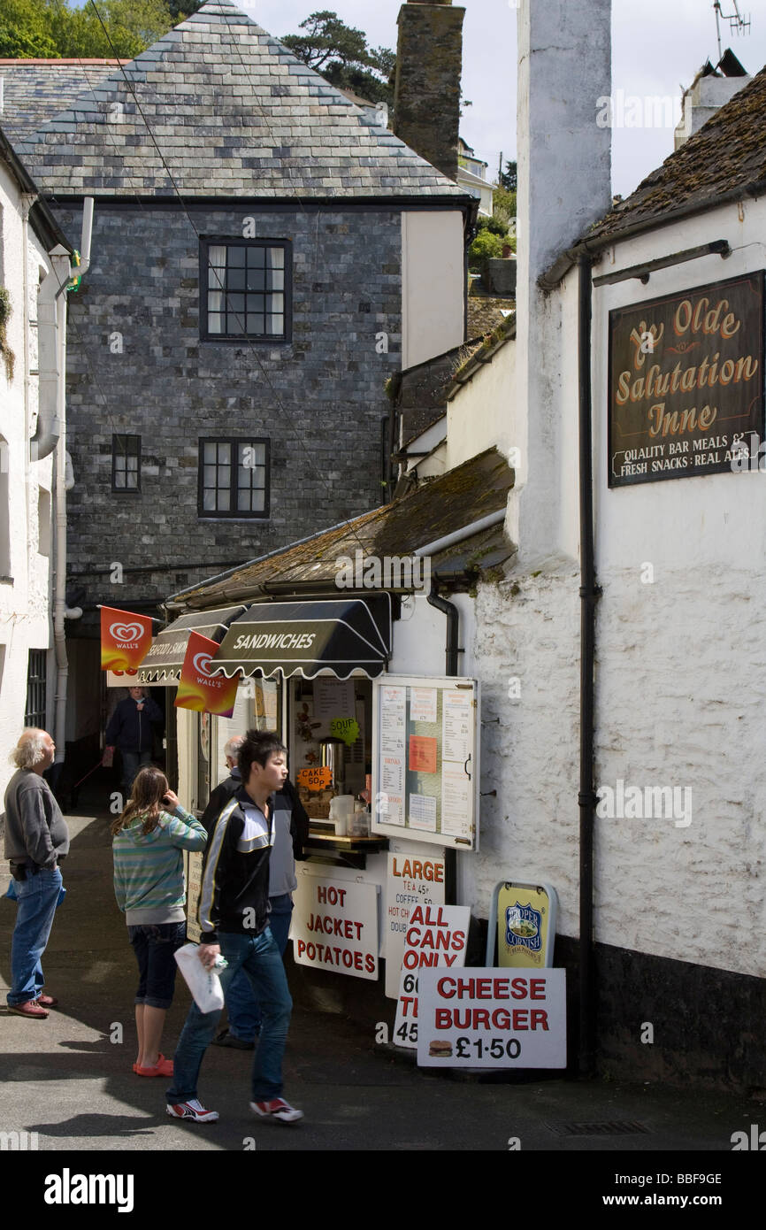 Looe the picturesque cornish seaside town built on the river looe ...