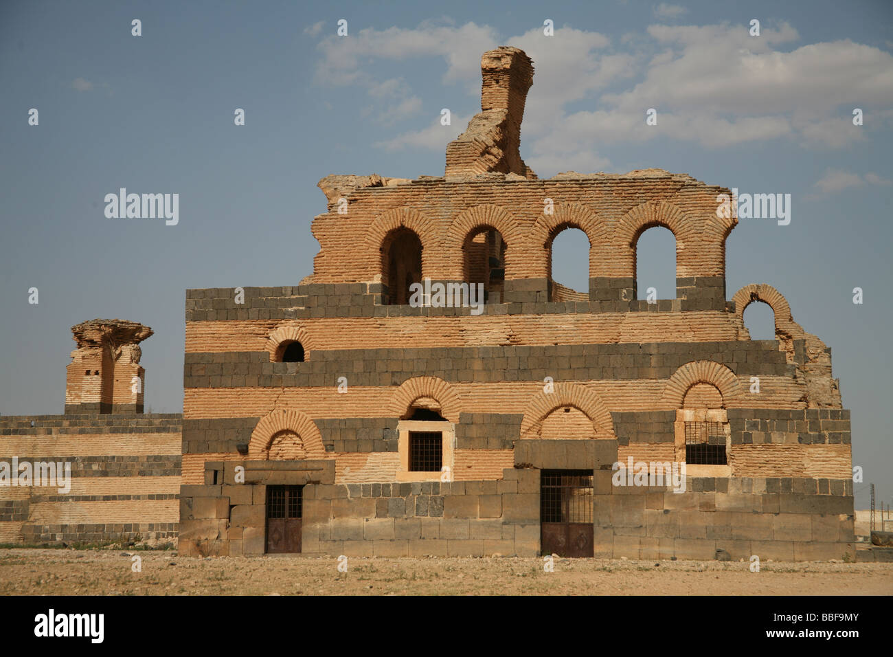 Roman Ruins of Qasr Ibn Wardan Syria Stock Photo - Alamy