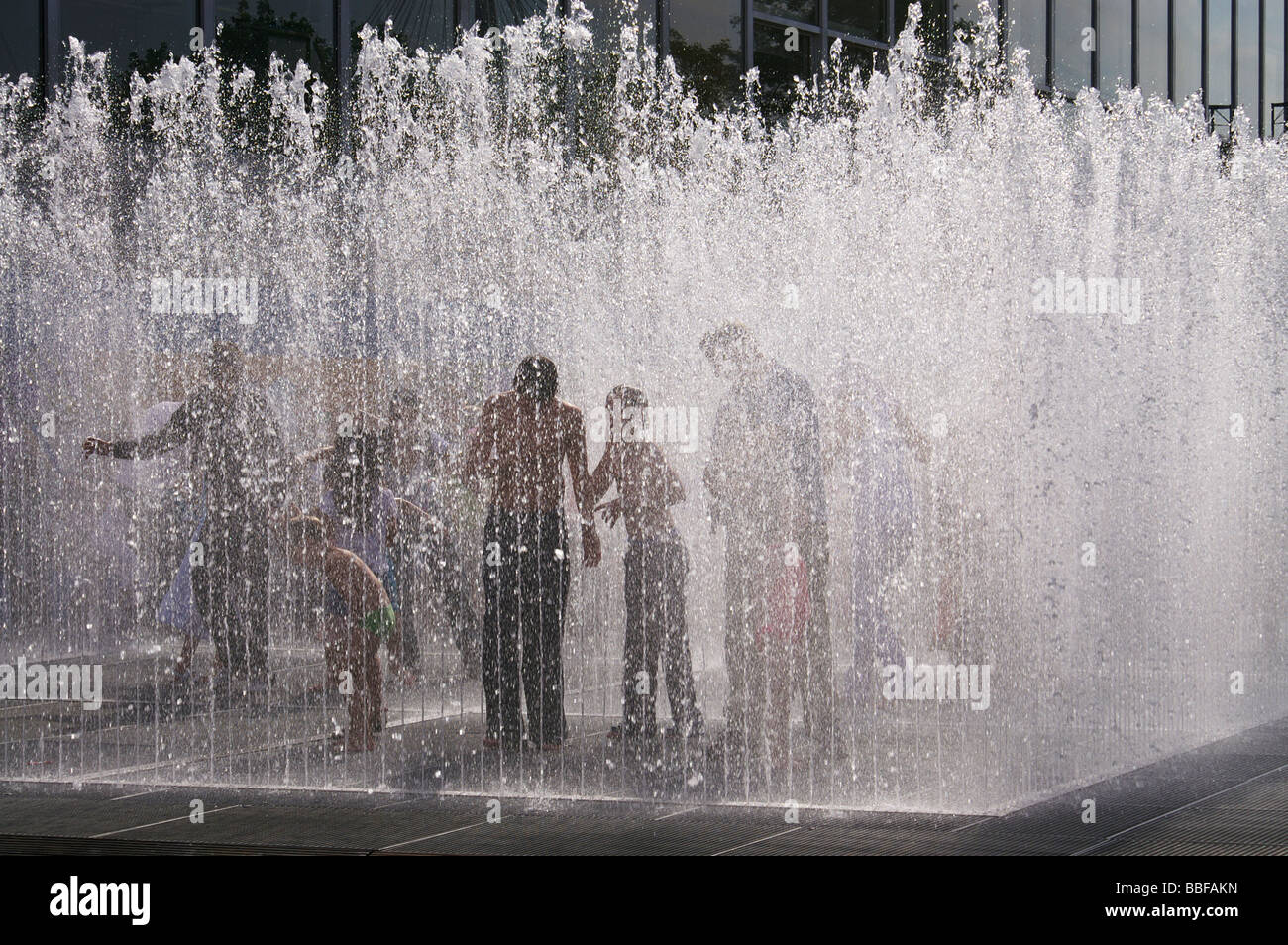 Children play in a fountain during a summer heatwave Stock Photo - Alamy