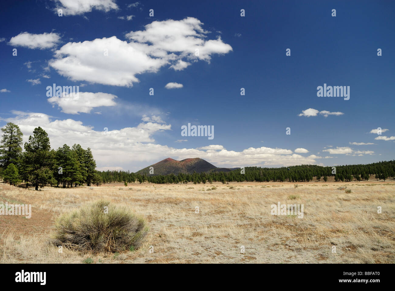 Crater volcano hi-res stock photography and images - Alamy