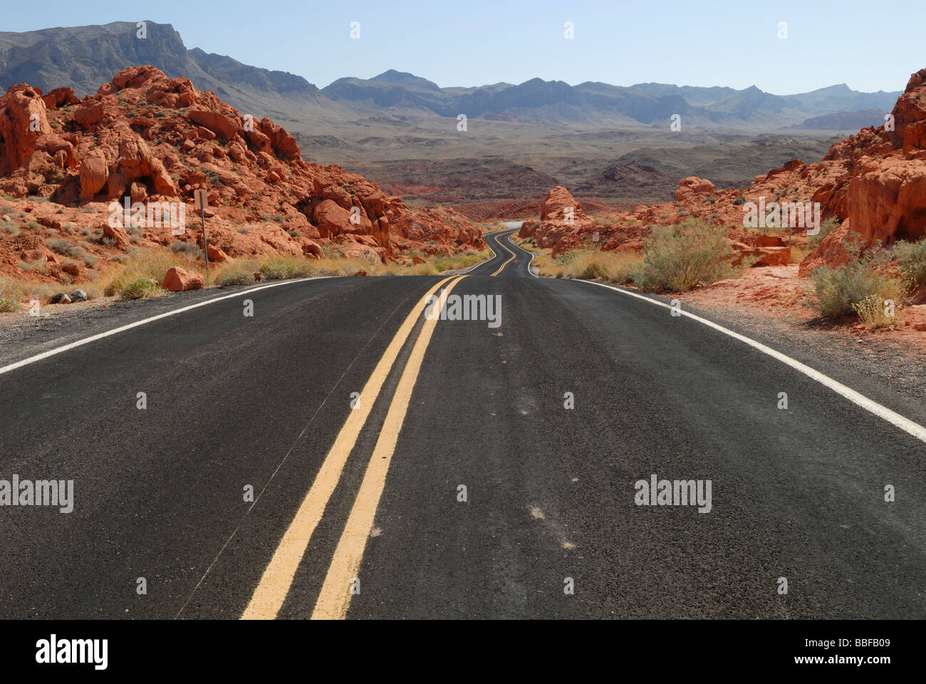 Desert highway in the Valley of Fire, Nevada, USA Stock Photo - Alamy