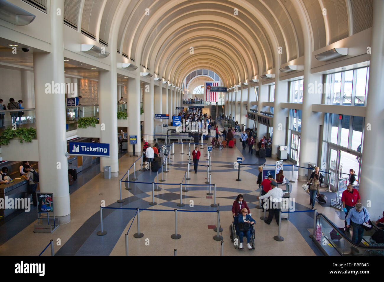 Lax airport inside hi-res stock photography and images - Alamy Lax airport inside hi-res stock photography and images - Alamy