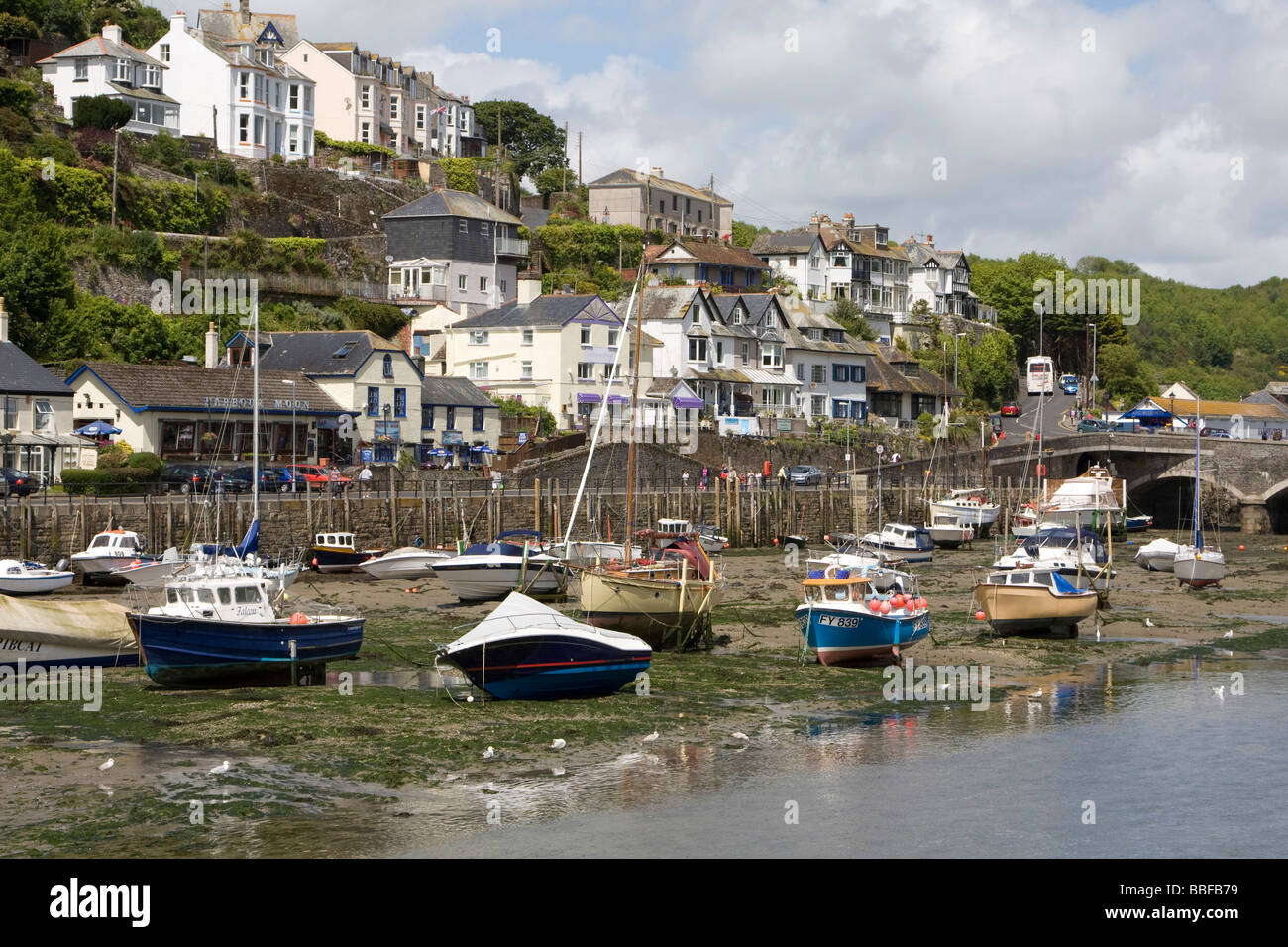 Looe the picturesque cornish seaside town built on the river looe ...