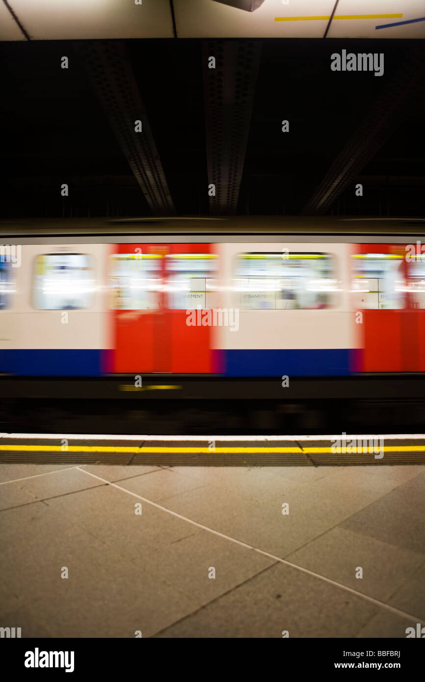 London underground, Embankment station Stock Photo - Alamy