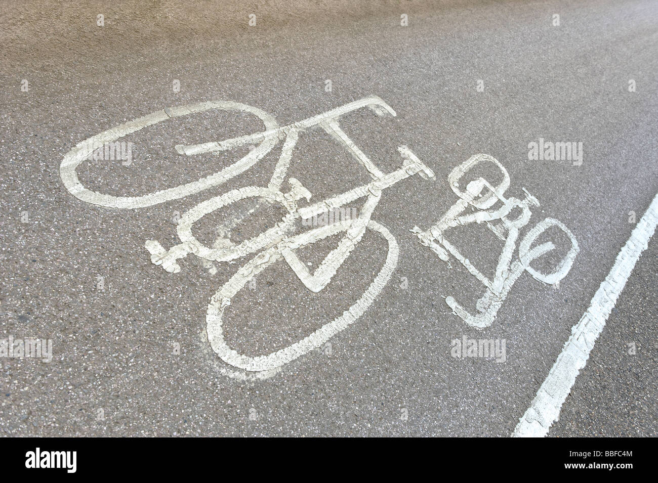 Cycle ways hi-res stock photography and images - Alamy