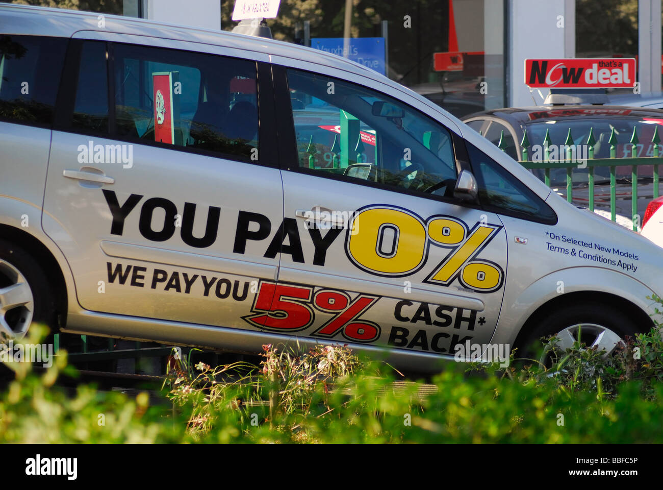 Network contract car hi-res stock photography and images - Alamy