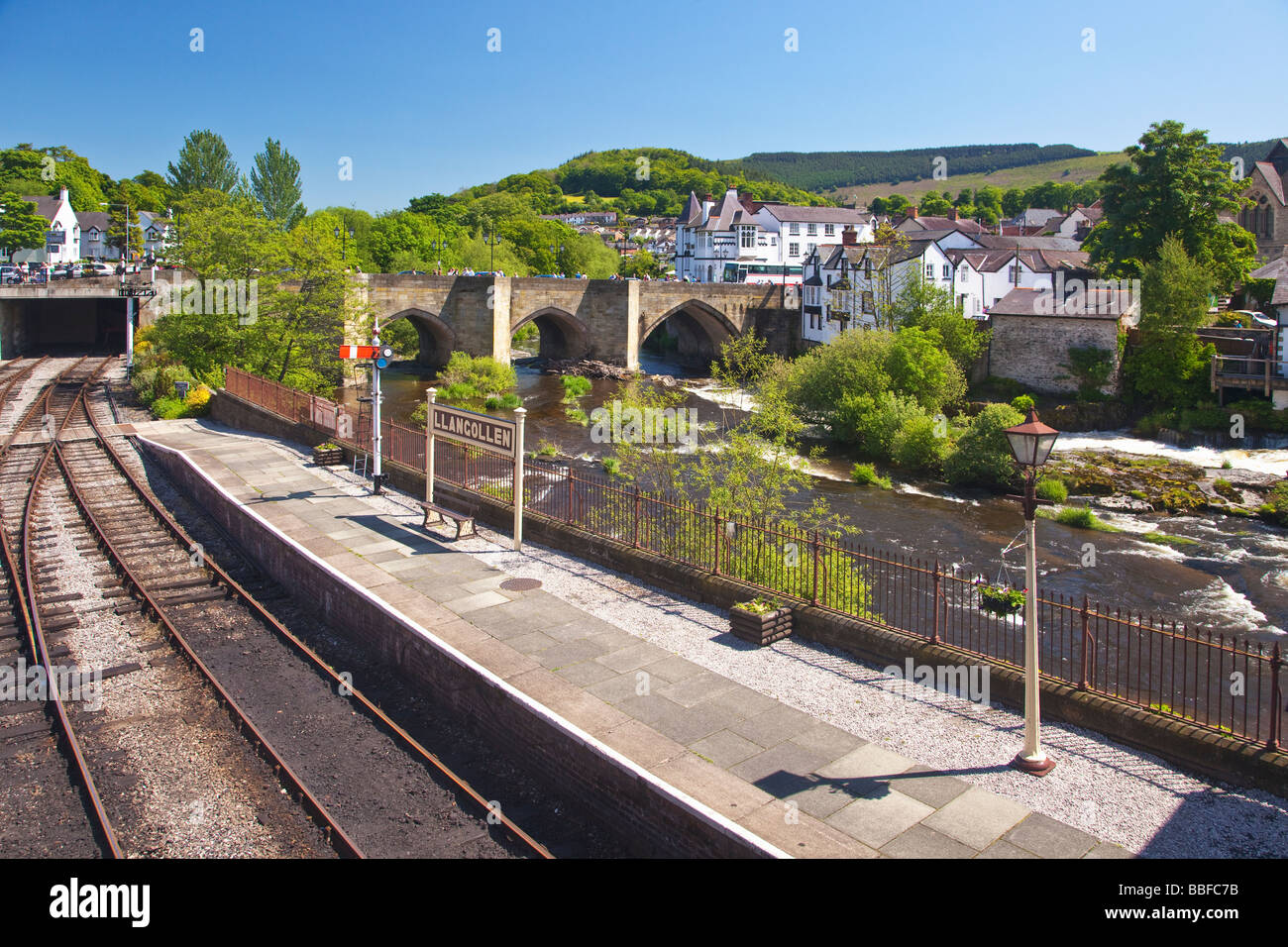 Llangollen bridge hi-res stock photography and images - Alamy