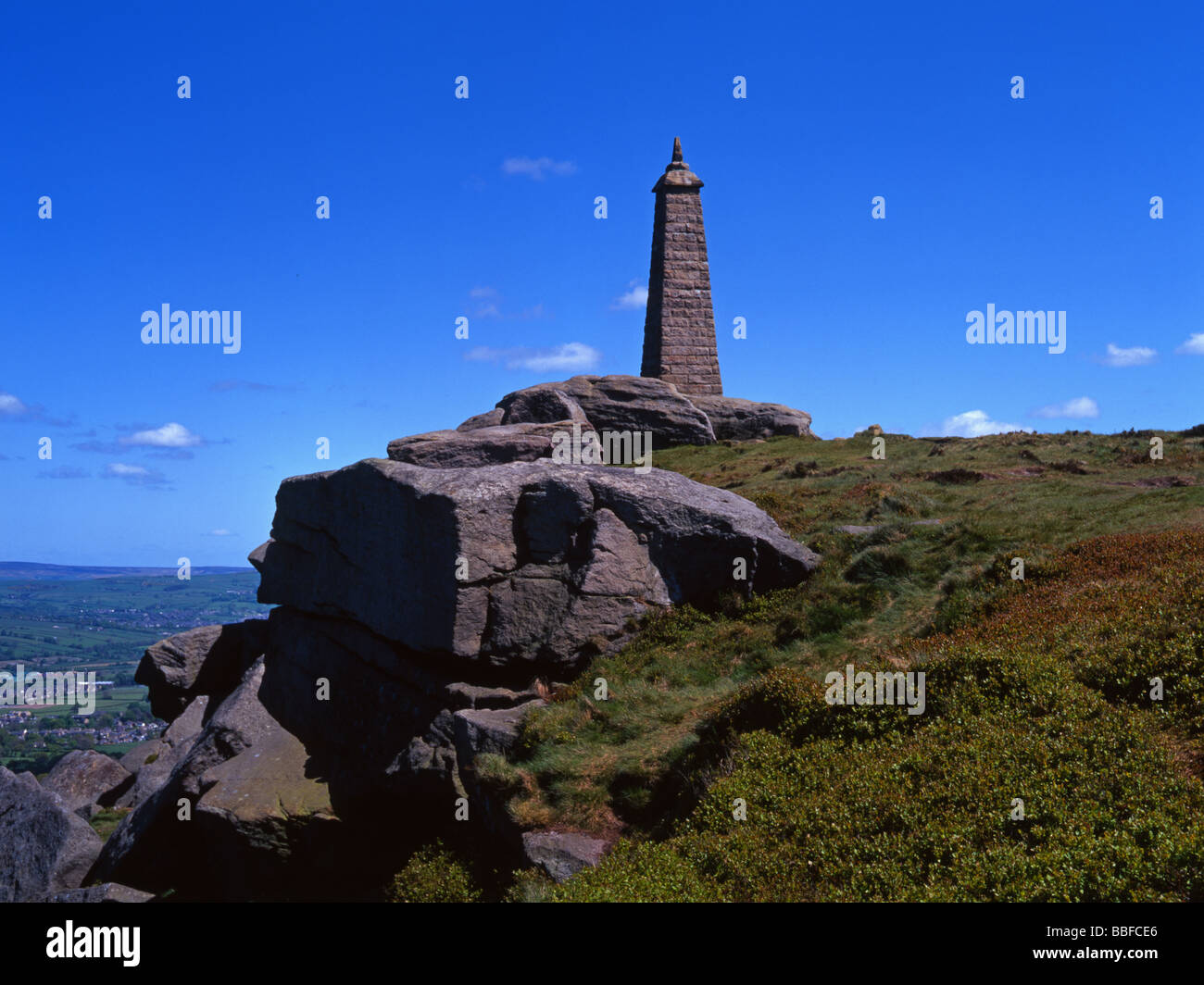 Wainmans Pinnacle, Earl Crag, Cowling Stock Photo - Alamy